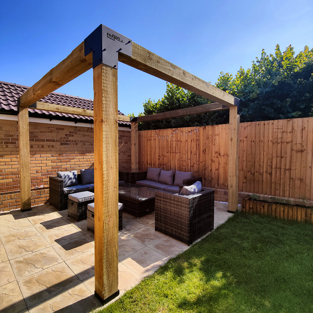 Pergola Corner Bracket | Framola Pergola Construction System