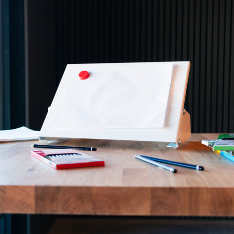 Desktop Easel for A4 Paper - Magnetic - Adjustable Angle