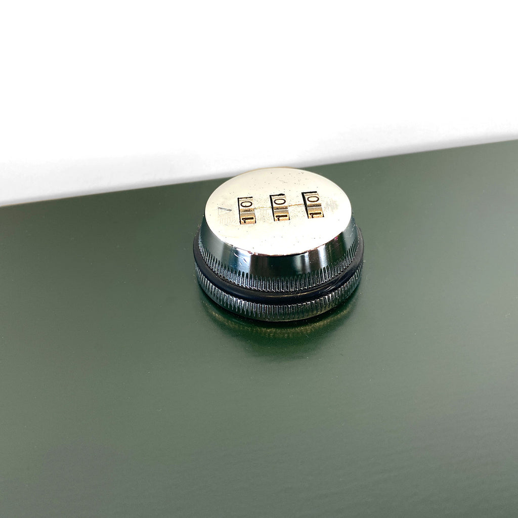 Wall Mount Parcel Box - Lockable & Secure - Spacious Design