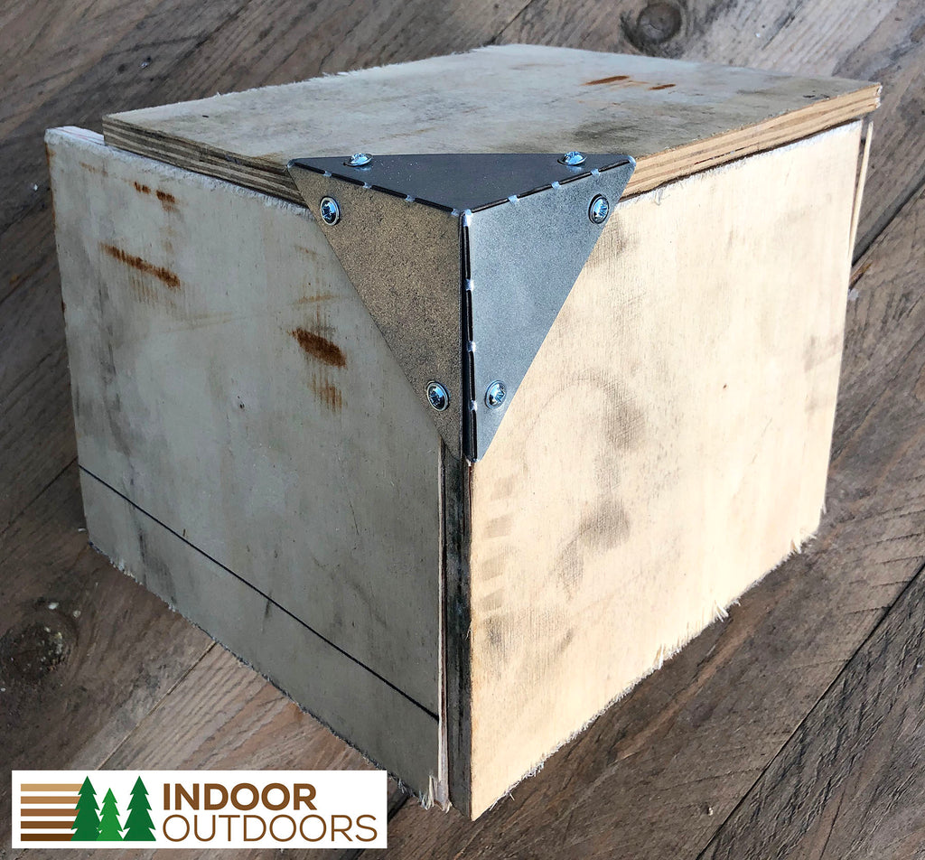 Pyramid Corner Brackets - Break-Away Sheet - Indoor Outdoors
