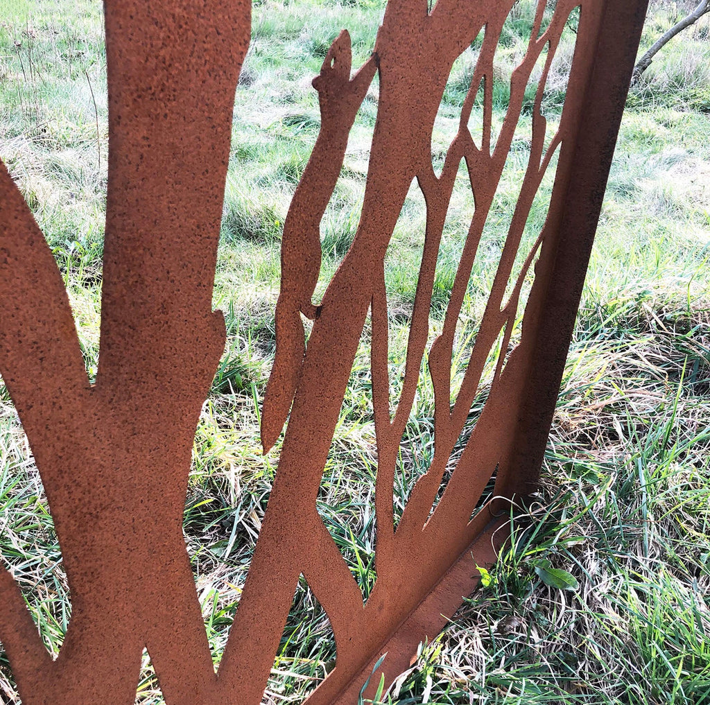Rustic Steel Garden Screen – Tree & Squirrel Design - Indoor Outdoors